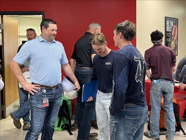 Connecting Future Lineworkers: SWEPCO Day at Texas State Technical College